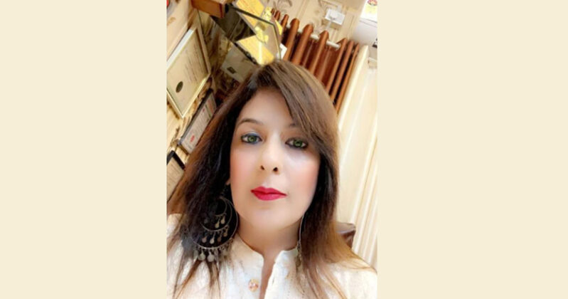 World Renowned Best Tarot Card reader Monica Divine Angels Healing ...
